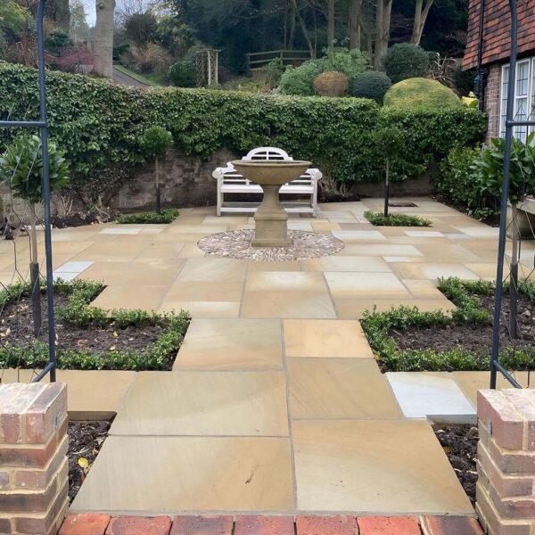 Bronte Cathedral Yorkstone Paving – Stone UK