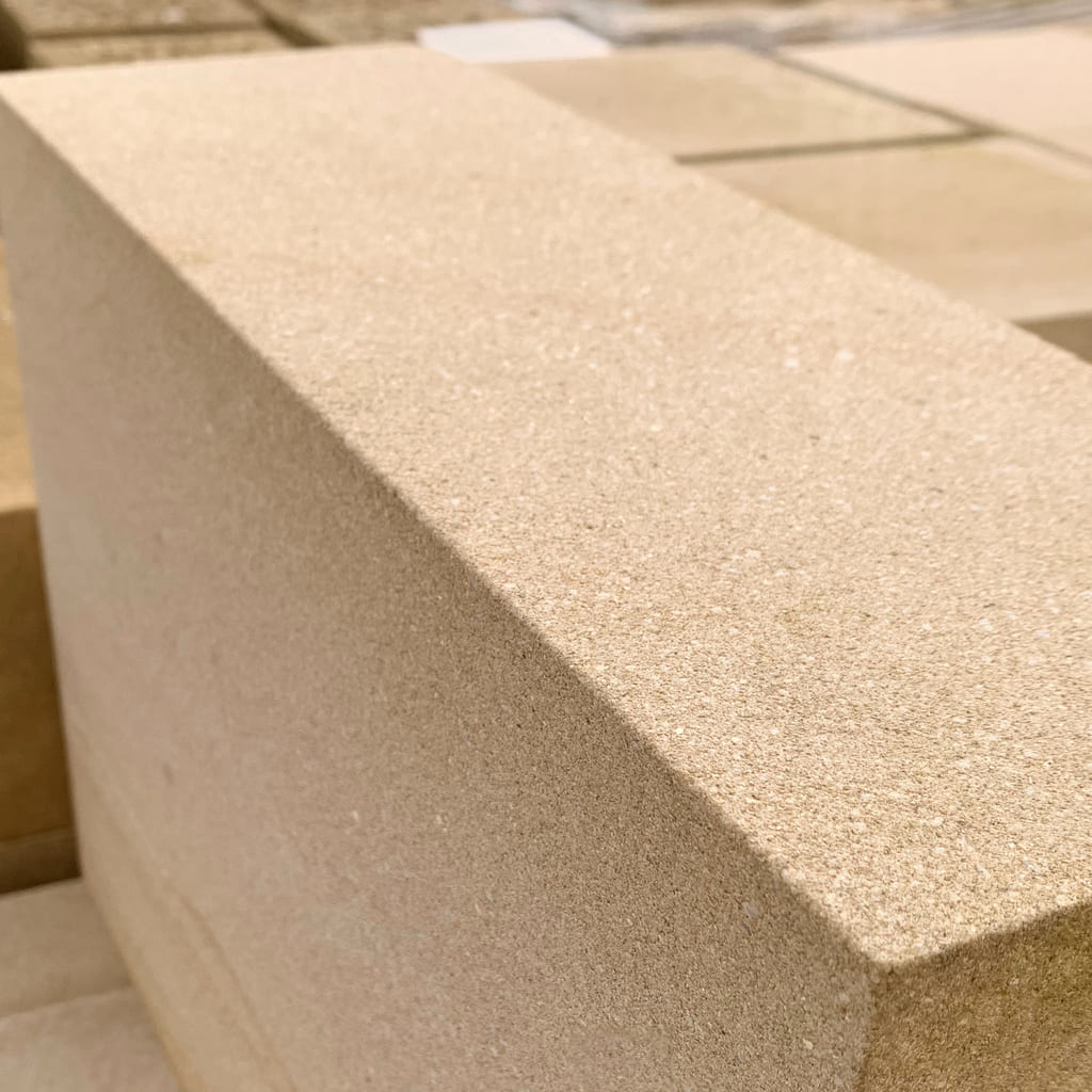 Abbeystead Sawn Quoin Blocks - Stone UK